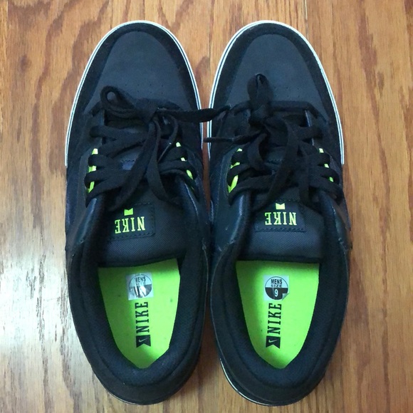 Nike | Shoes | Nike Ruckus 2 Lr Anthraciteblack Volt Skate | Poshmark
